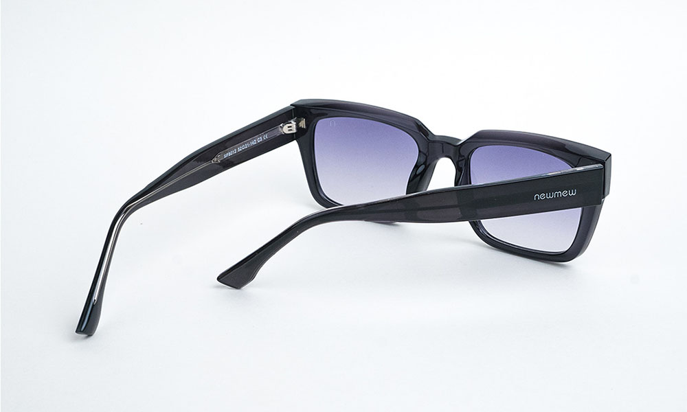 Grey Square Gradient Sunglass | Newmew Women's Collection